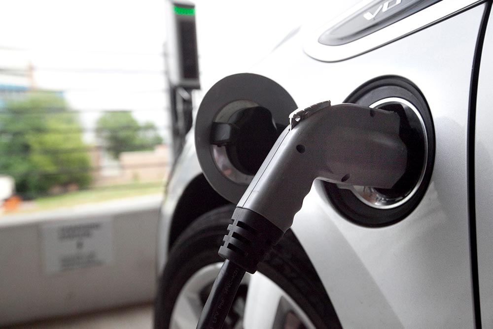 EVs Are Already Cheaper to Drive, but Expanded Charging Networks Make ...